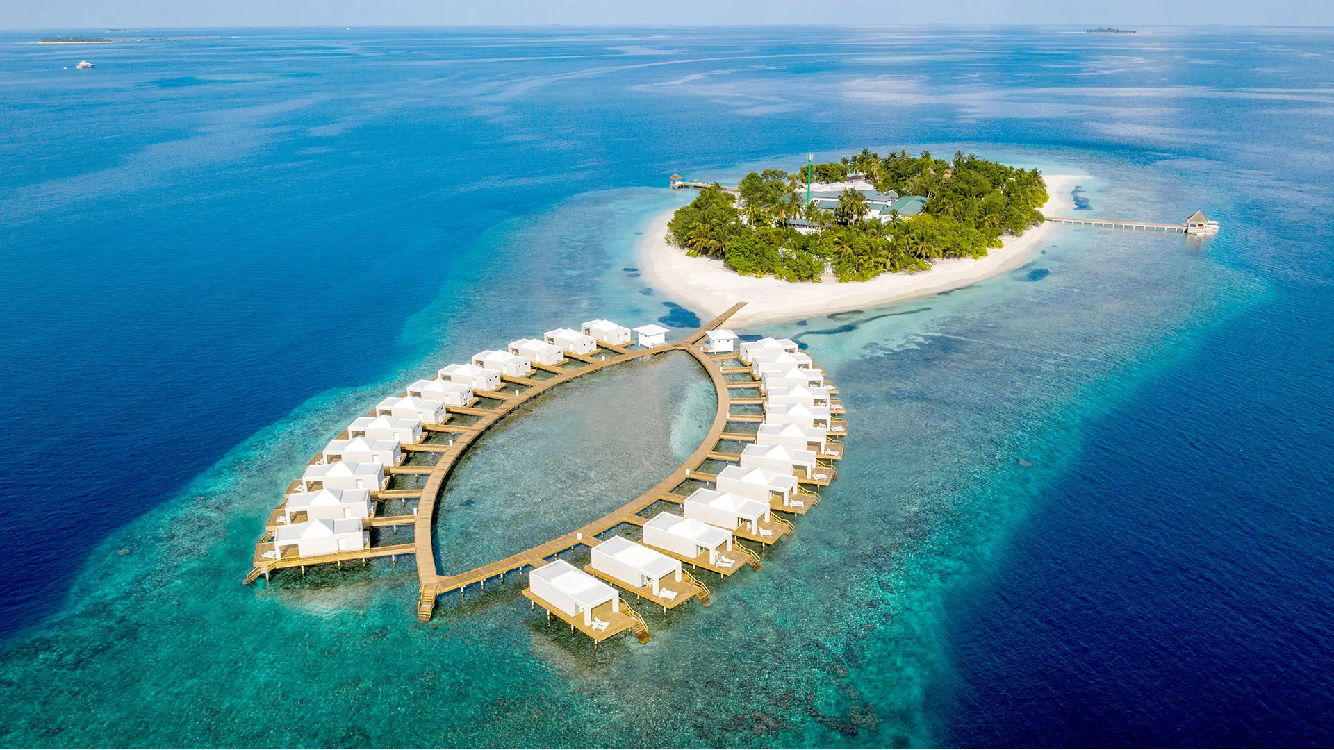 Hotel Sandies Bathala Maldives - Malediwy (Ari Atol), oferty na wakacje ...